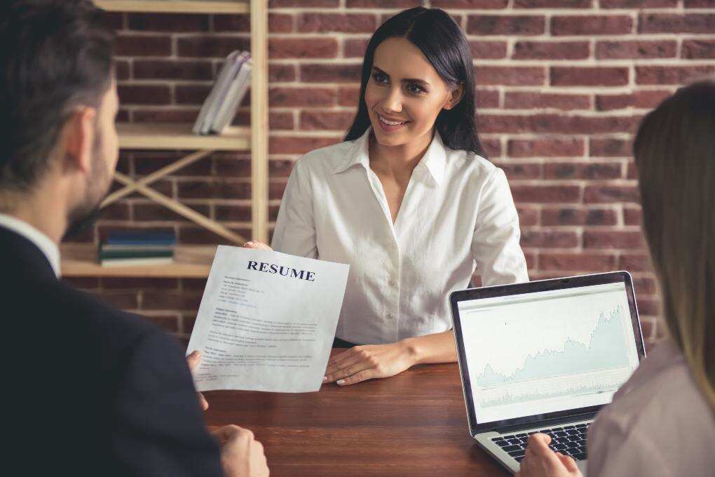 Essential Tips For A Successful Job Interview | The Penny Watcher
